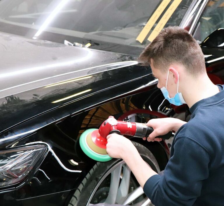 WIJ WERVEN AAN : Stagiair - Wondercar